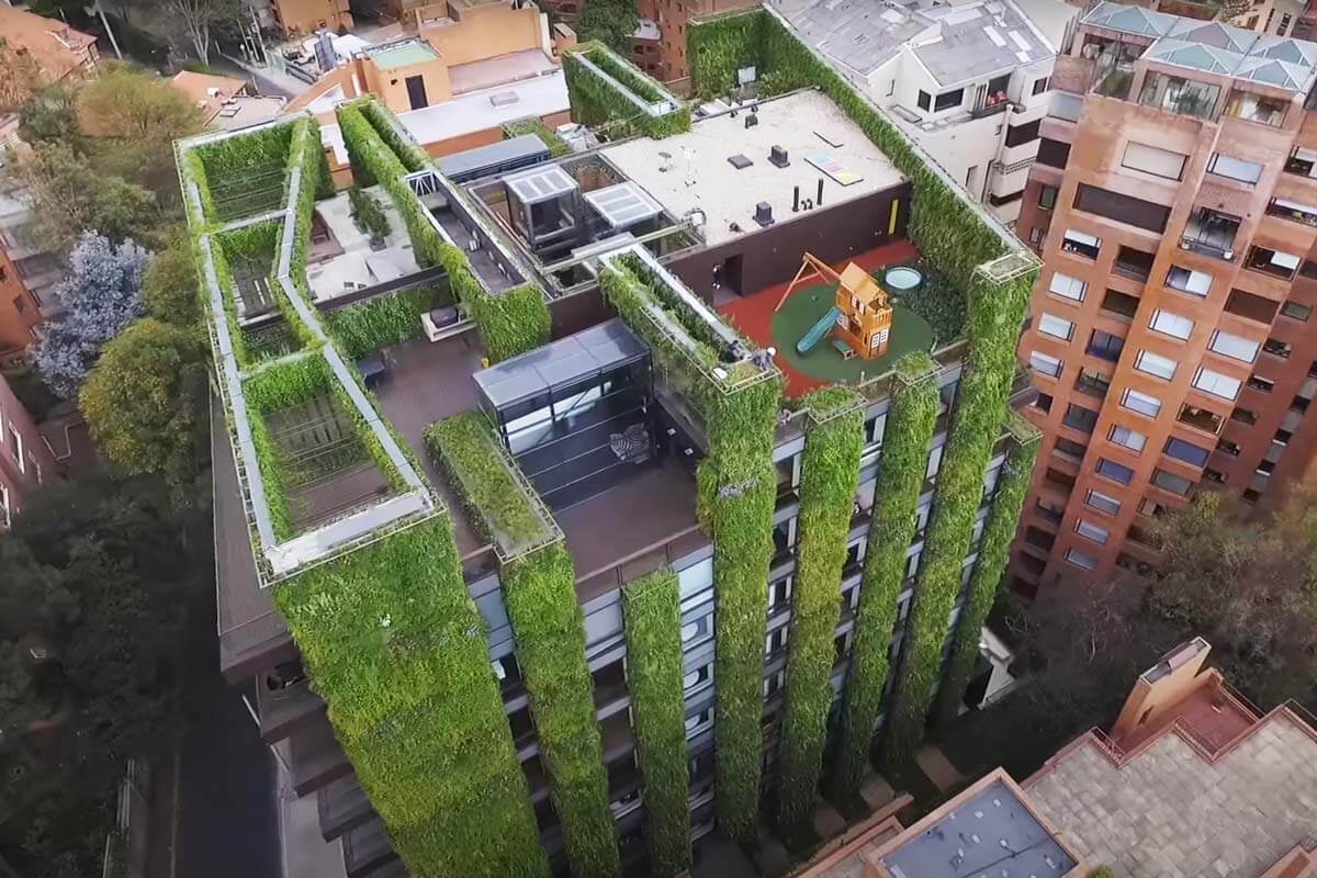 Los bogotanos tenemos el jardín vertical más grande del mundo ...
